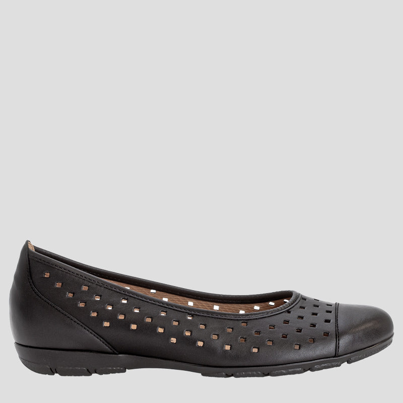 SKYLAR GA - BLACK LEATHER FLATS - FINAL SALE – Ians Shoes for Women
